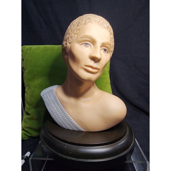 Goebel | Accents | 98 Goebel Figurine Bust Of John By Helen Granger ...